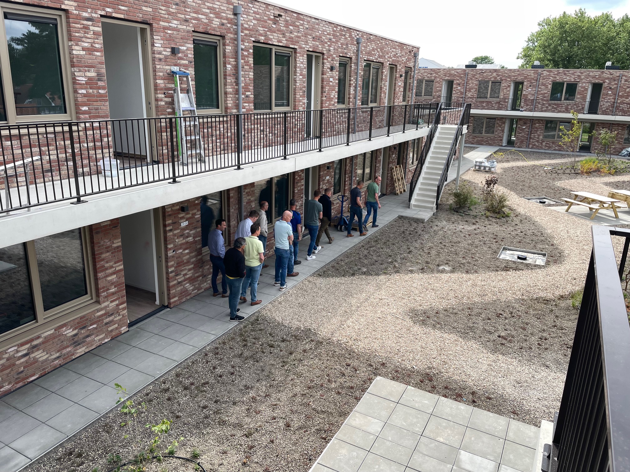 Collega’s bezoeken bouwplaats Dekamarkt in Vaassen » Nikkels