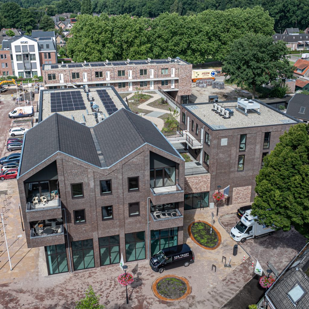 Dekamarkt en appartementen in Vaassen opgeleverd! » Nikkels
